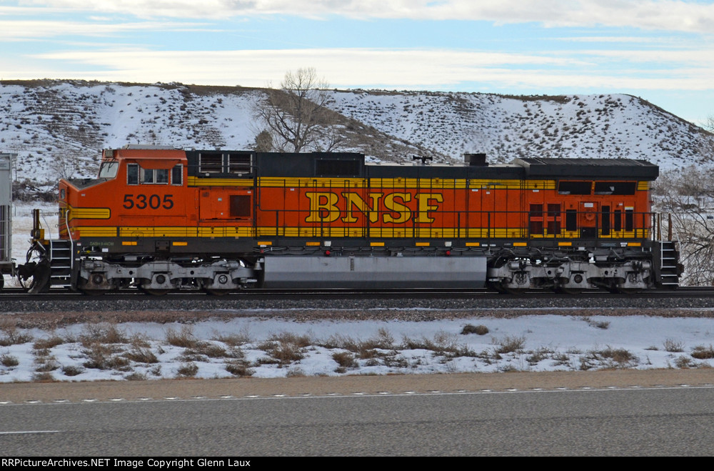 BNSF 5305